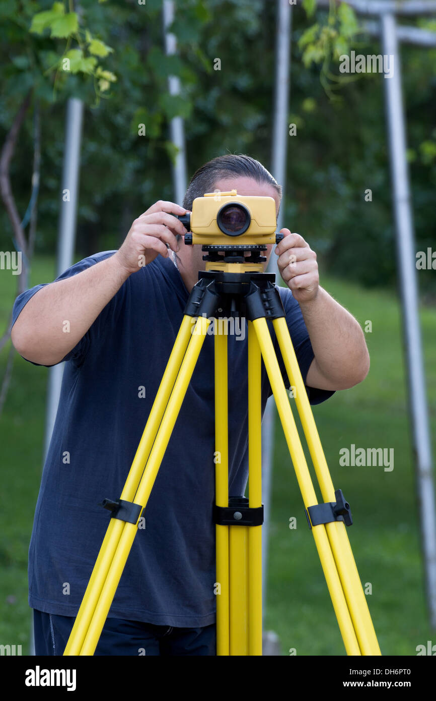 Level surveying hi-res stock photography and images - Alamy