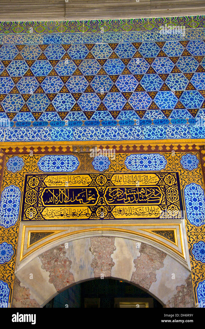Circumcision Room, Summer Pavilion, Topkapi Palace, Istanbul, Turkey ...
