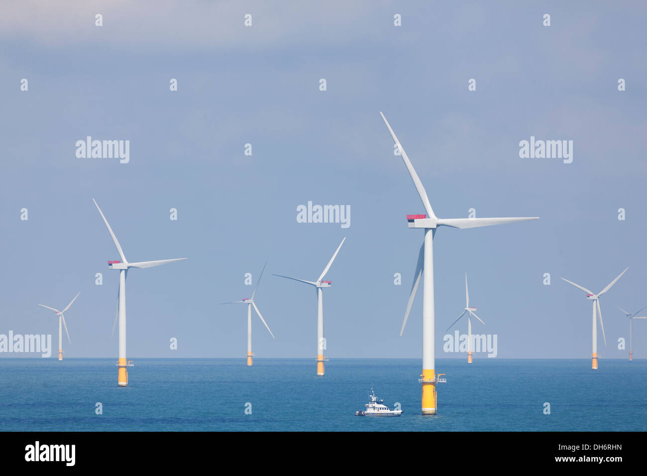 Windfarm windpark hi-res stock photography and images - Alamy
