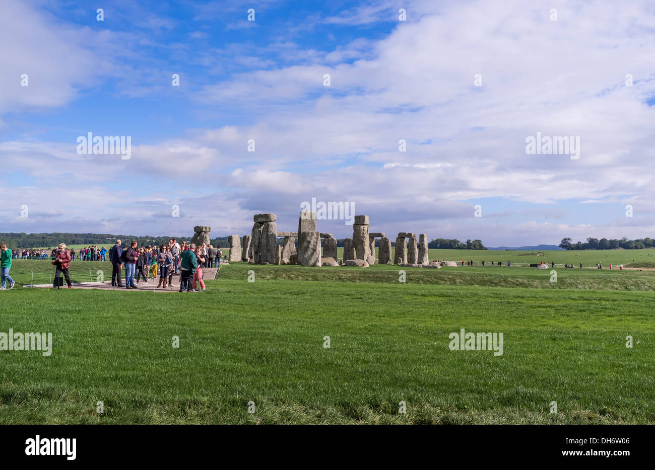 Stonehenge, Wiltshire, England. The World Heritage site of Stonehenge ...