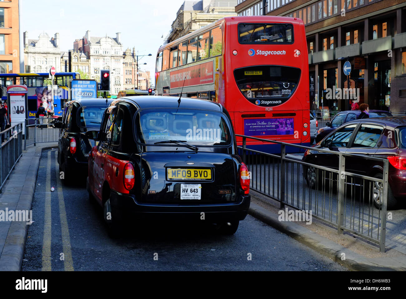 Bus manchester city centre hi-res stock photography and images - Alamy