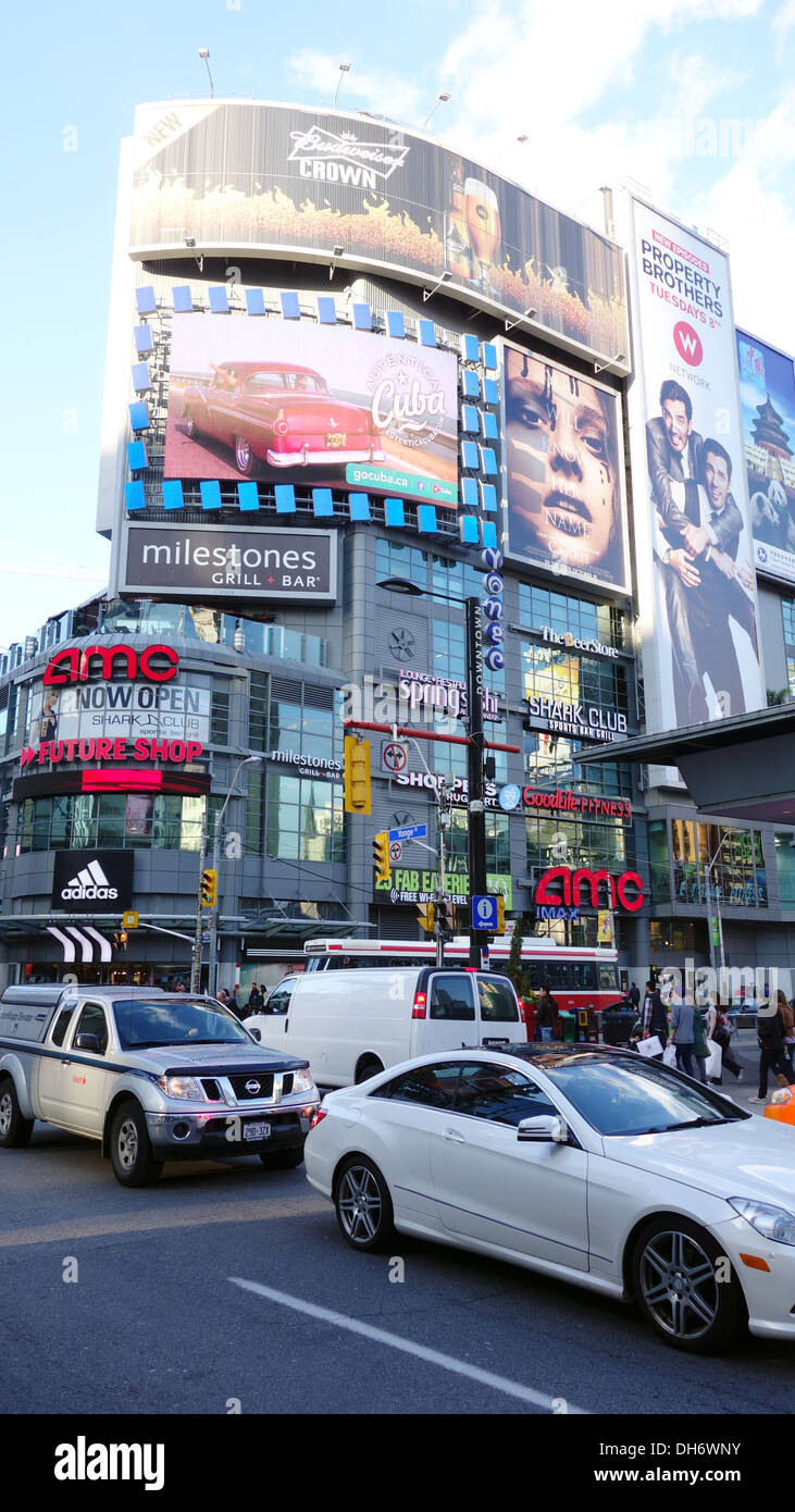 Traffic on Yonge Street in Downtown Toronto, Canada Stock Photo - Alamy