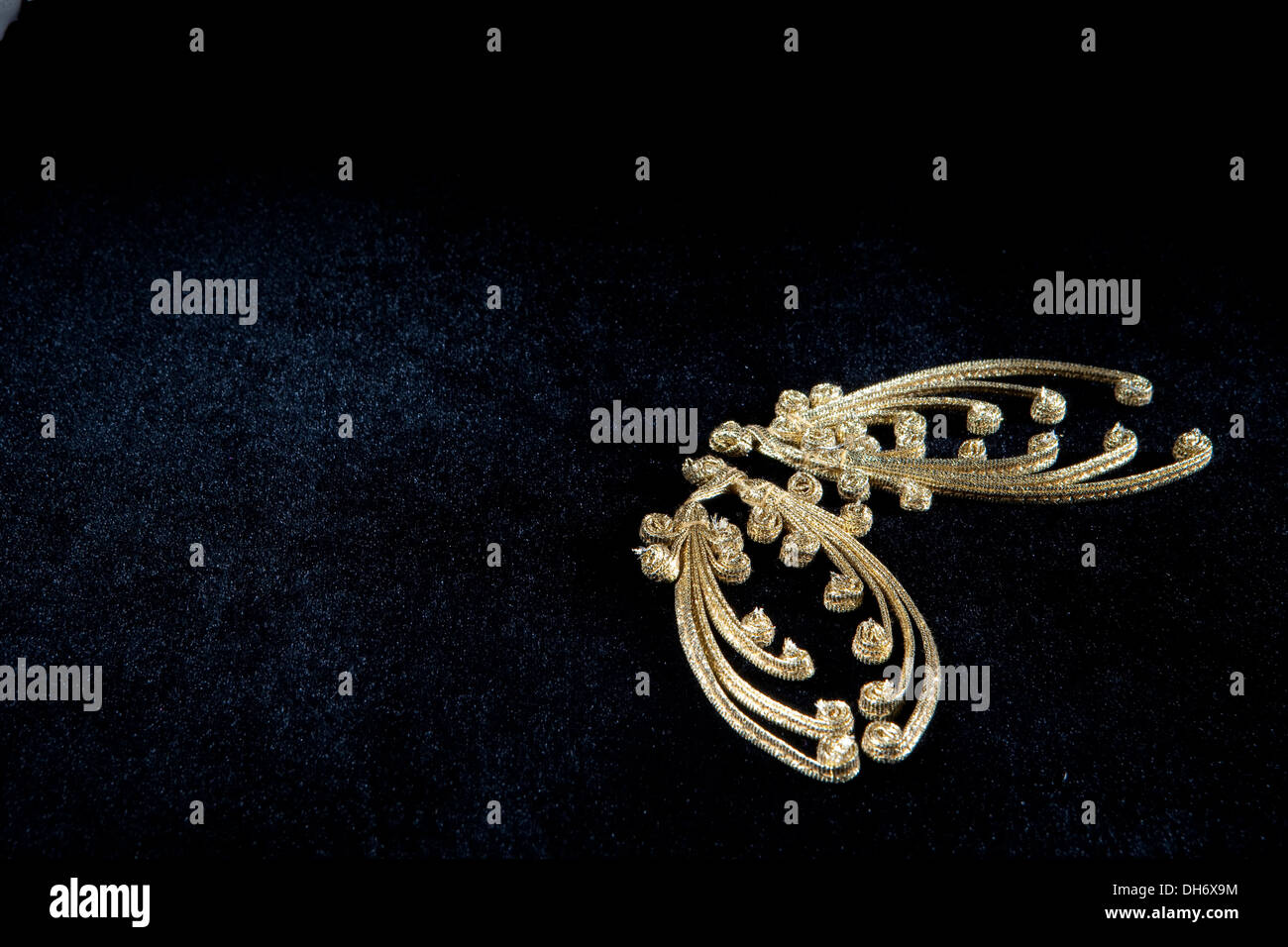 Chinese frog buttons in the shape of Chrysanthemum flowers Stock Photo ...
