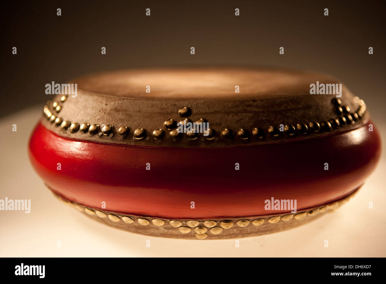 Drum musical instrument hi-res stock photography and images - Alamy