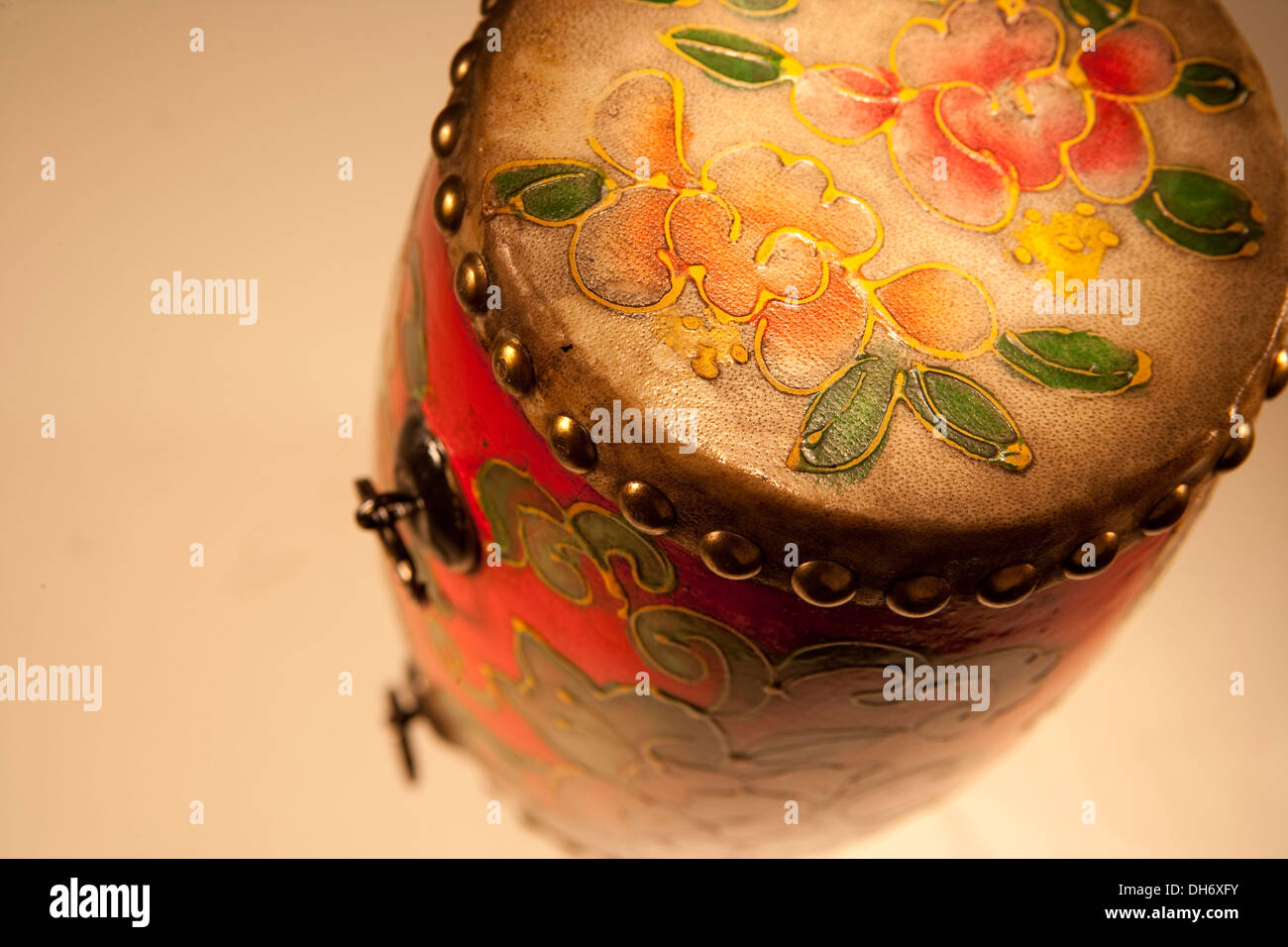 Chinese waist drum hi-res stock photography and images - Alamy
