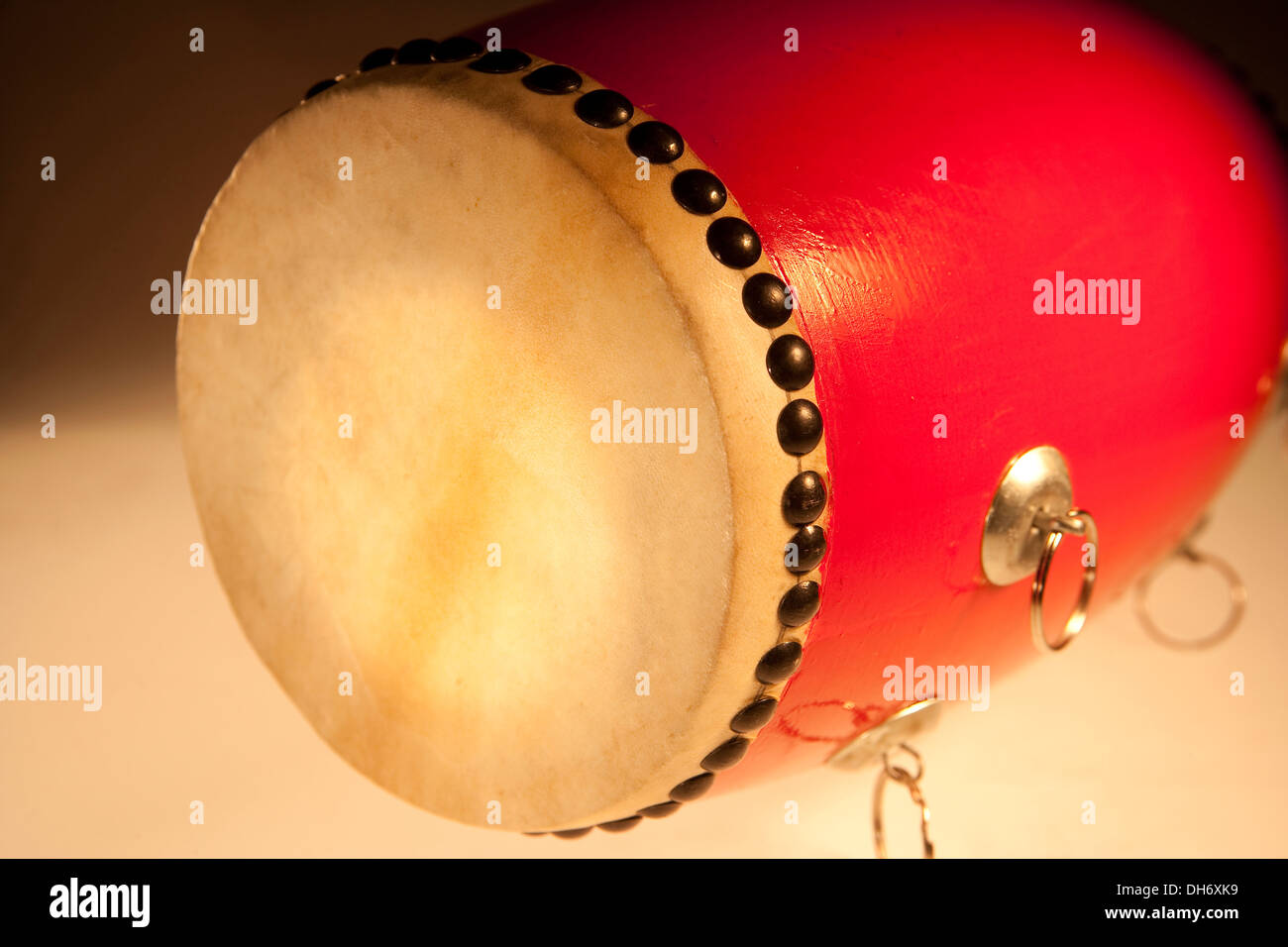 Chinese waist drum Stock Photo - Alamy