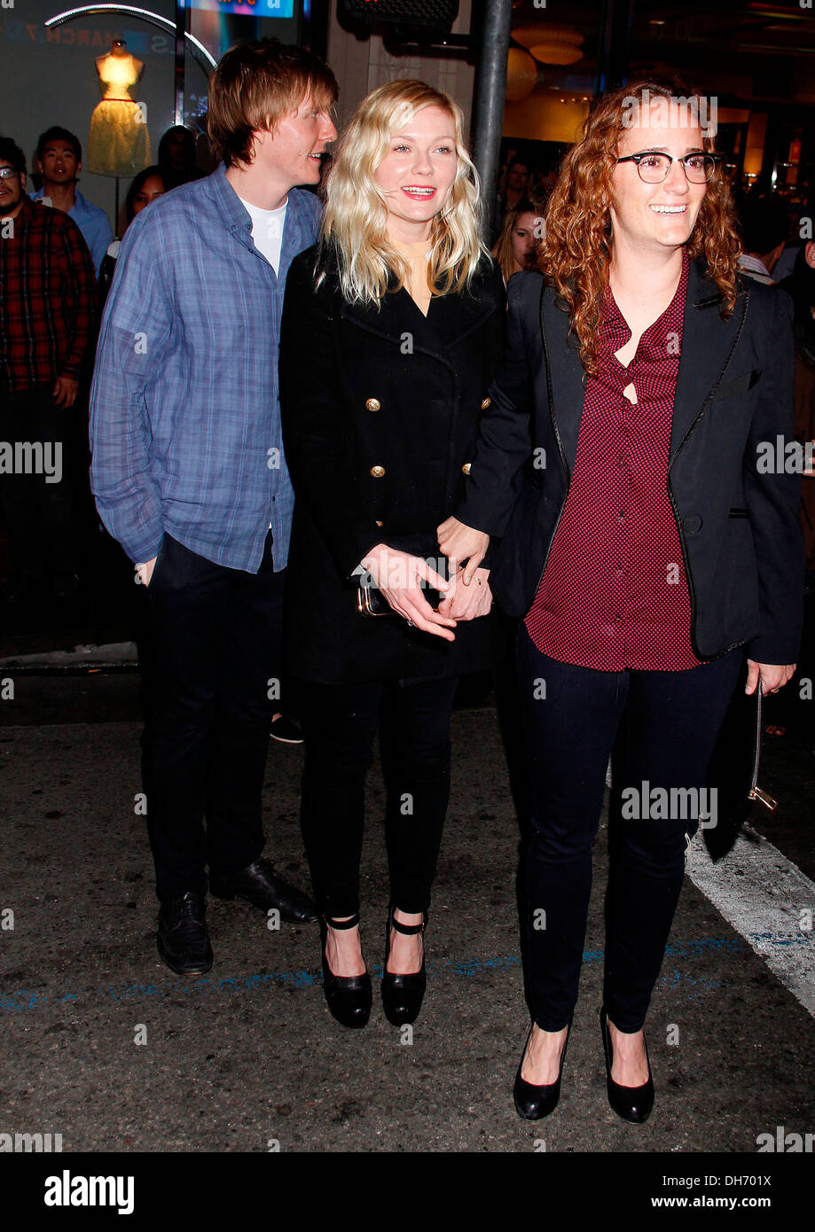 Kirsten Dunst and her brother Christian walking on Hollywood Boulevard ...