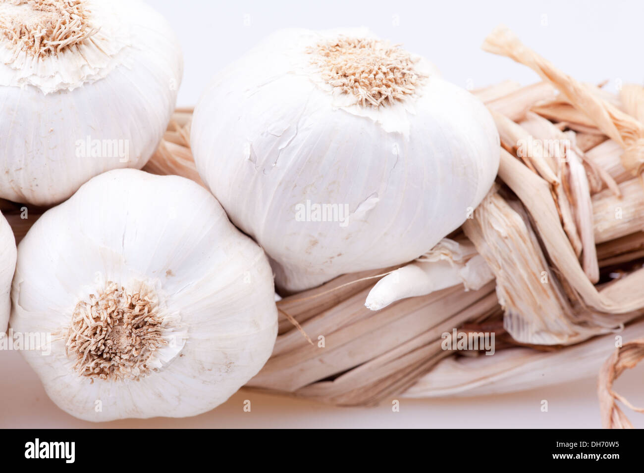 String garlic hi-res stock photography and images - Alamy