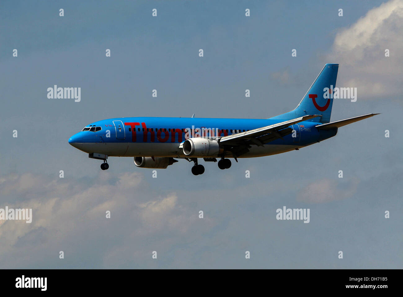 Tui livery hi-res stock photography and images - Alamy