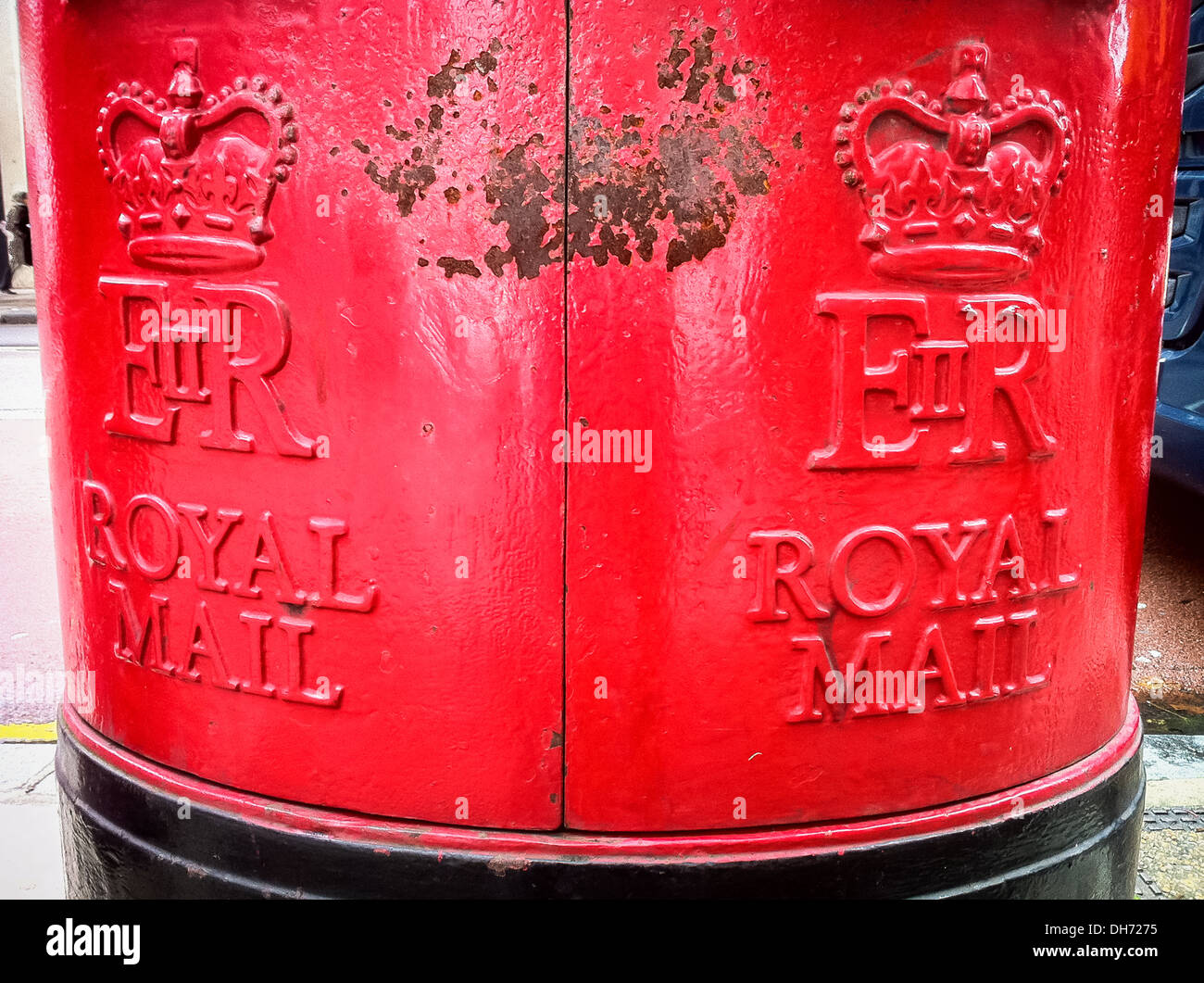 Traditional British red post box seen in London, UK Stock Photo - Alamy