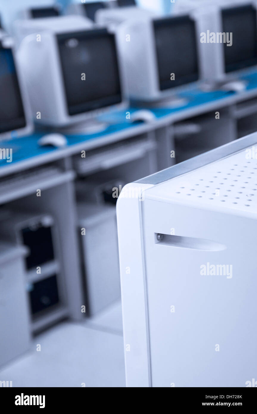 Crt lcd computer hi-res stock photography and images - Alamy