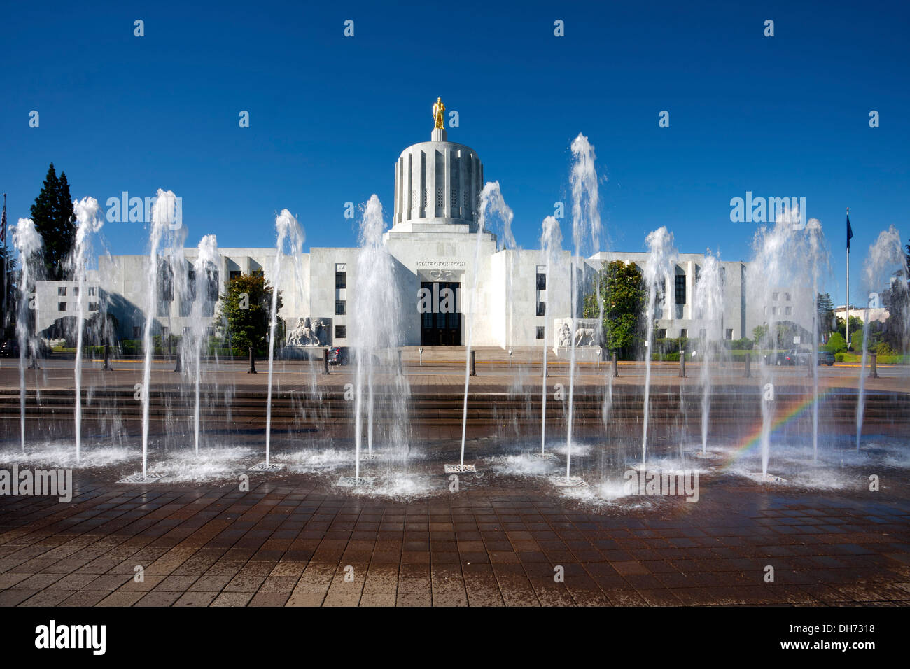 Oregon state capitol hi-res stock photography and images - Alamy
