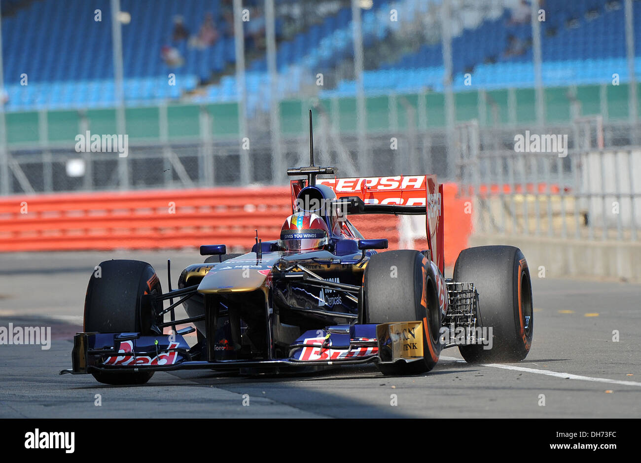 Toro Rosso High Resolution Stock Photography and Images - Alamy