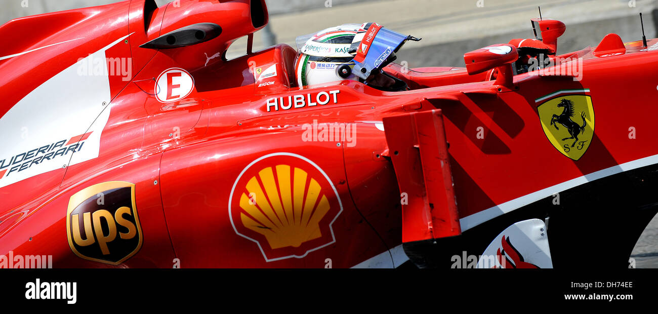 Ferrari tyre engineer hi-res stock photography and images - Alamy