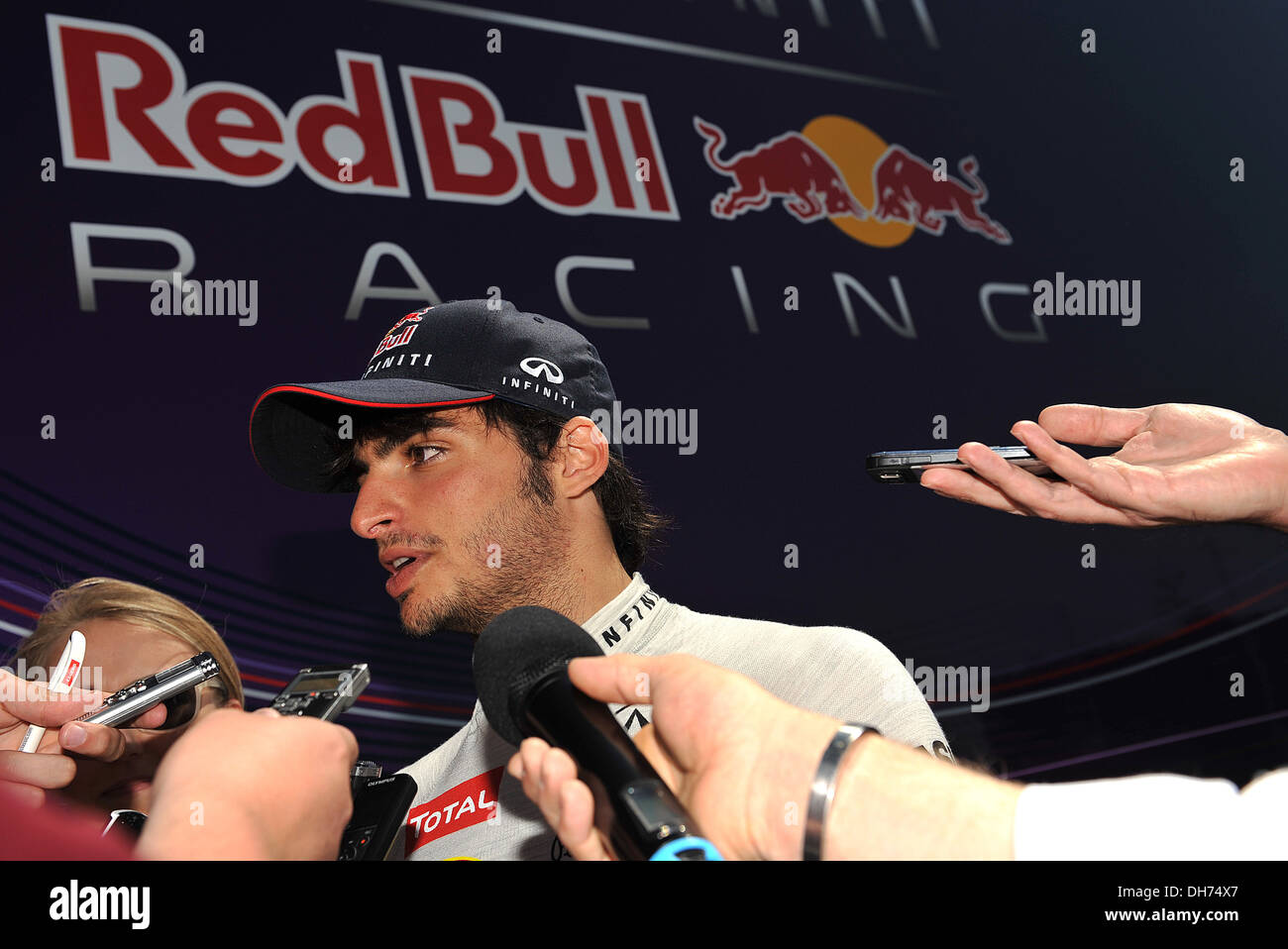 Red bull racing f1 driver hi-res stock photography and images - Alamy