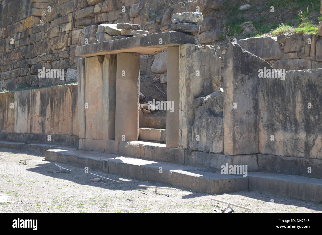 Chavin de Huantar temple complex, Ancash Province, Peru Stock Photo - Alamy