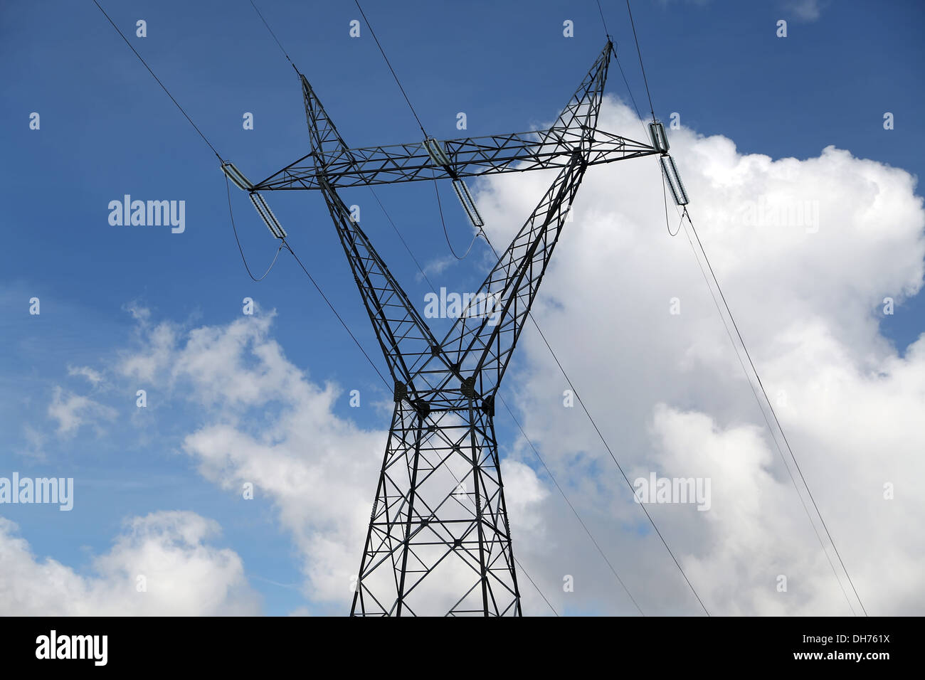 Big power lines hi-res stock photography and images - Alamy