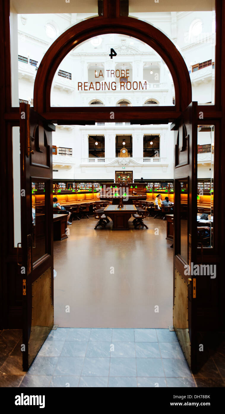 One entrance la trobe reading hi-res stock photography and images - Alamy