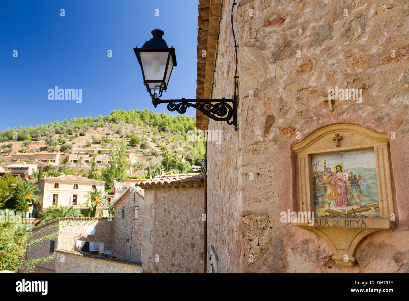 Deya hi-res stock photography and images - Alamy