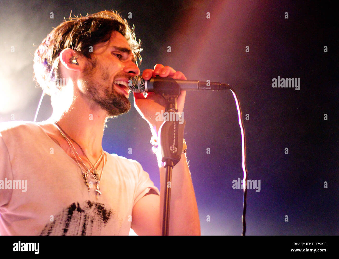 Tyson Ritter All-American Rejects perform live at Garage London England ...