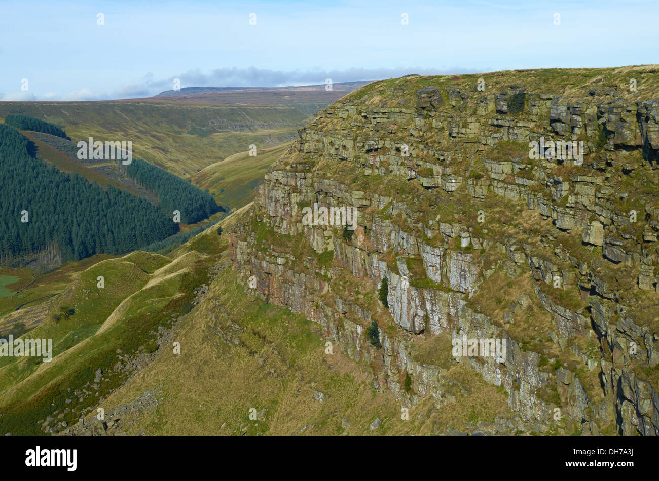 Alport Castles - Peak District National Park, England, UK Stock Photo ...
