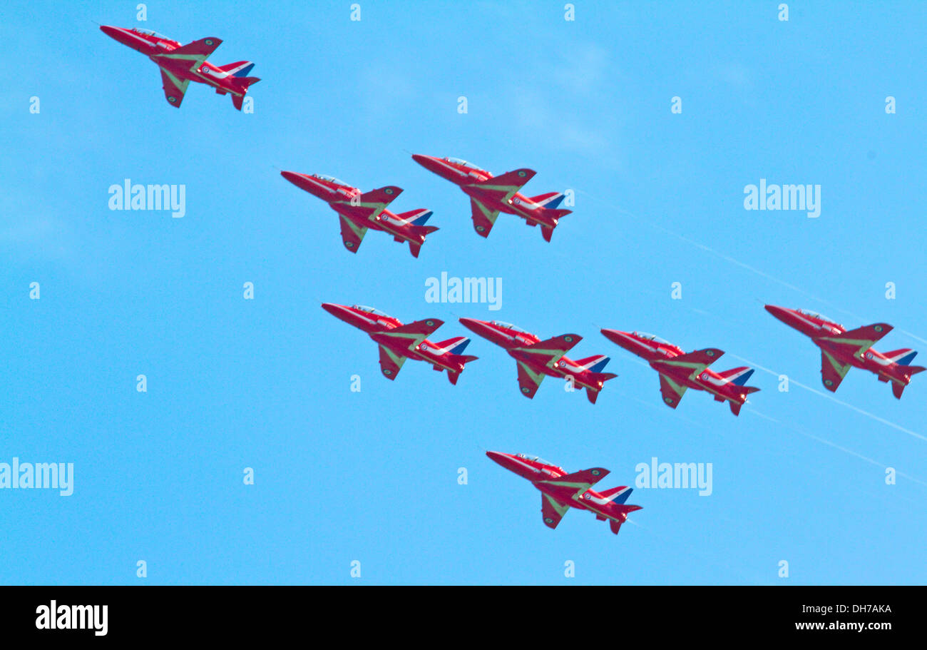 Eight Royal Air Force Red Arrows flying in formation Stock Photo - Alamy