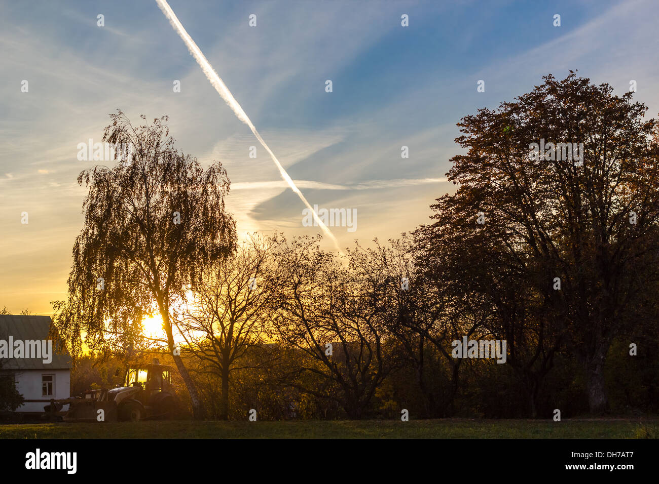 Rural village setting hi-res stock photography and images - Alamy