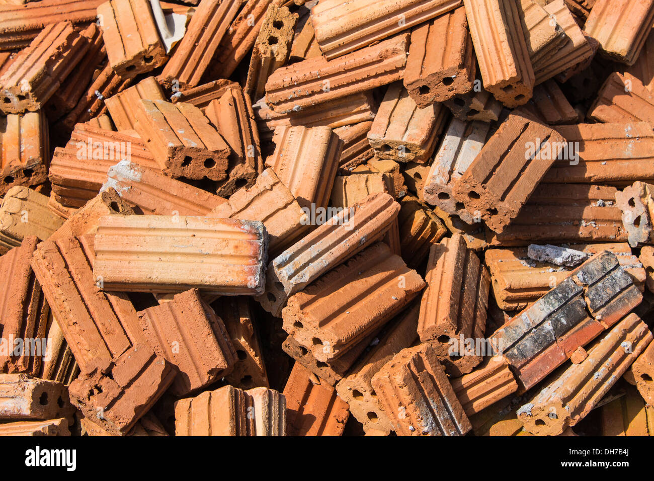 Red bricks hi-res stock photography and images - Alamy