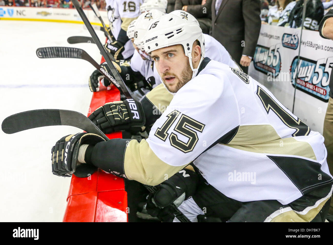 Hockey pittsburgh penguins stadium hi-res stock photography and images ...