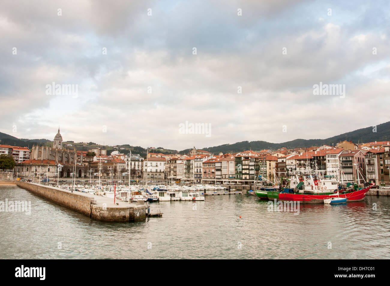 Lekeitio fishing hi-res stock photography and images - Alamy