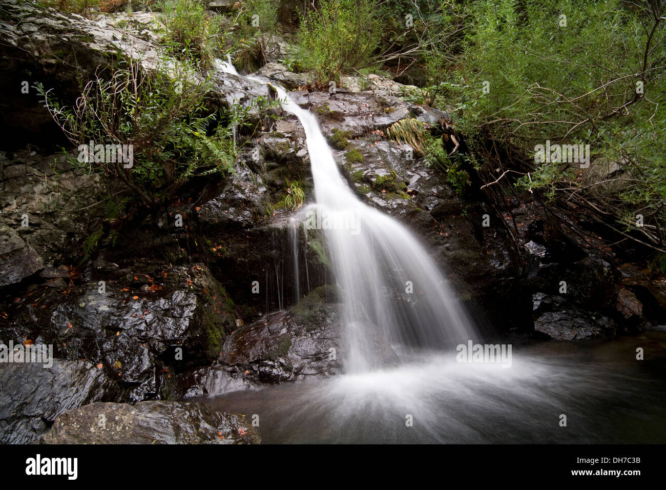 French hill waterfall hi-res stock photography and images - Alamy