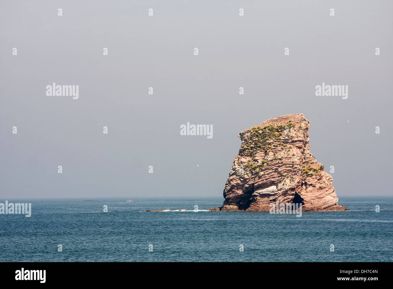Twin rocks hi-res stock photography and images - Alamy