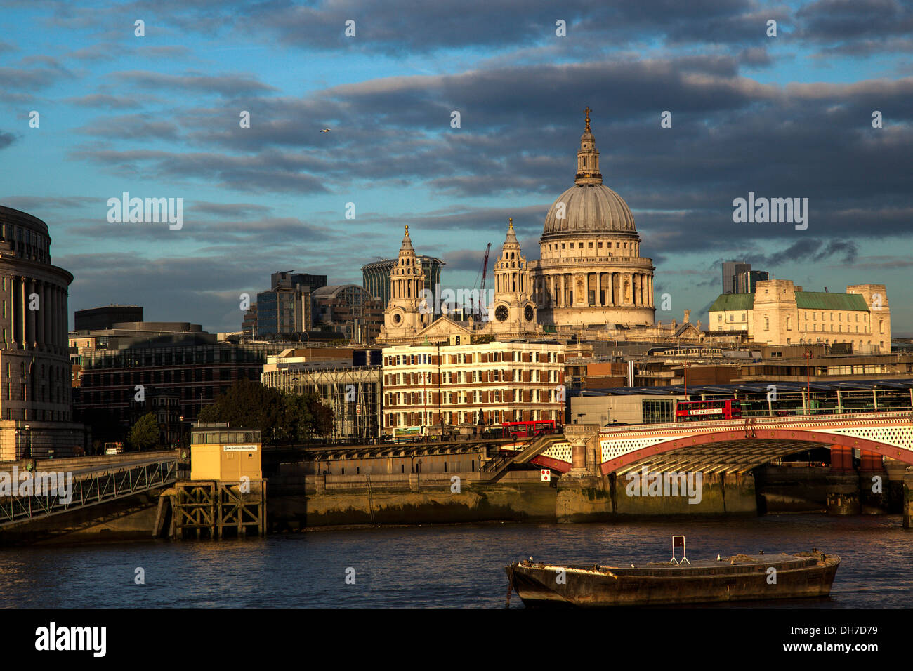 London Skyline at Dusk Stock Photo - Alamy