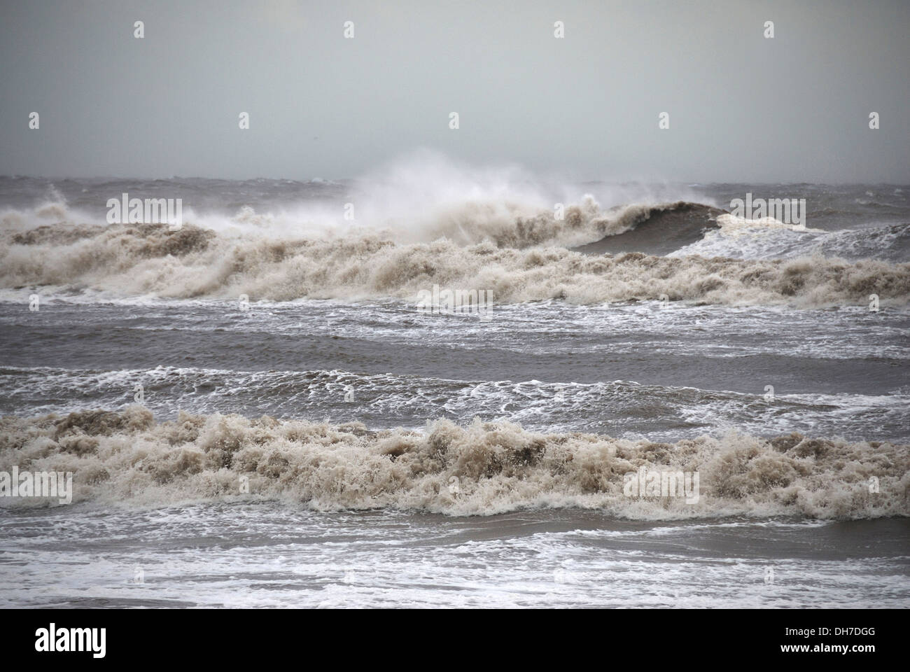 Beach waves during storm hi-res stock photography and images - Alamy