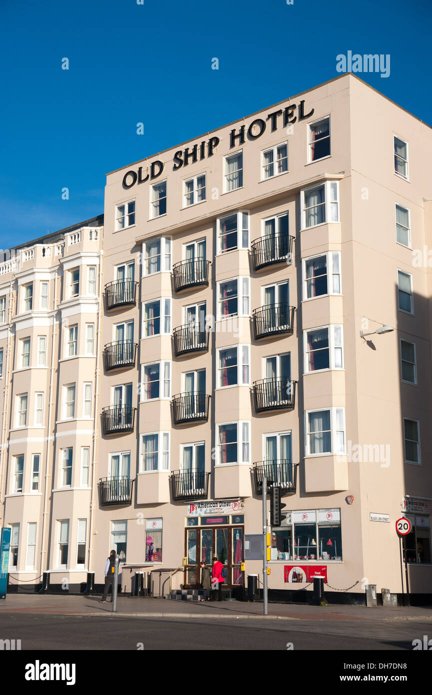 Old ship brighton hi-res stock photography and images - Alamy