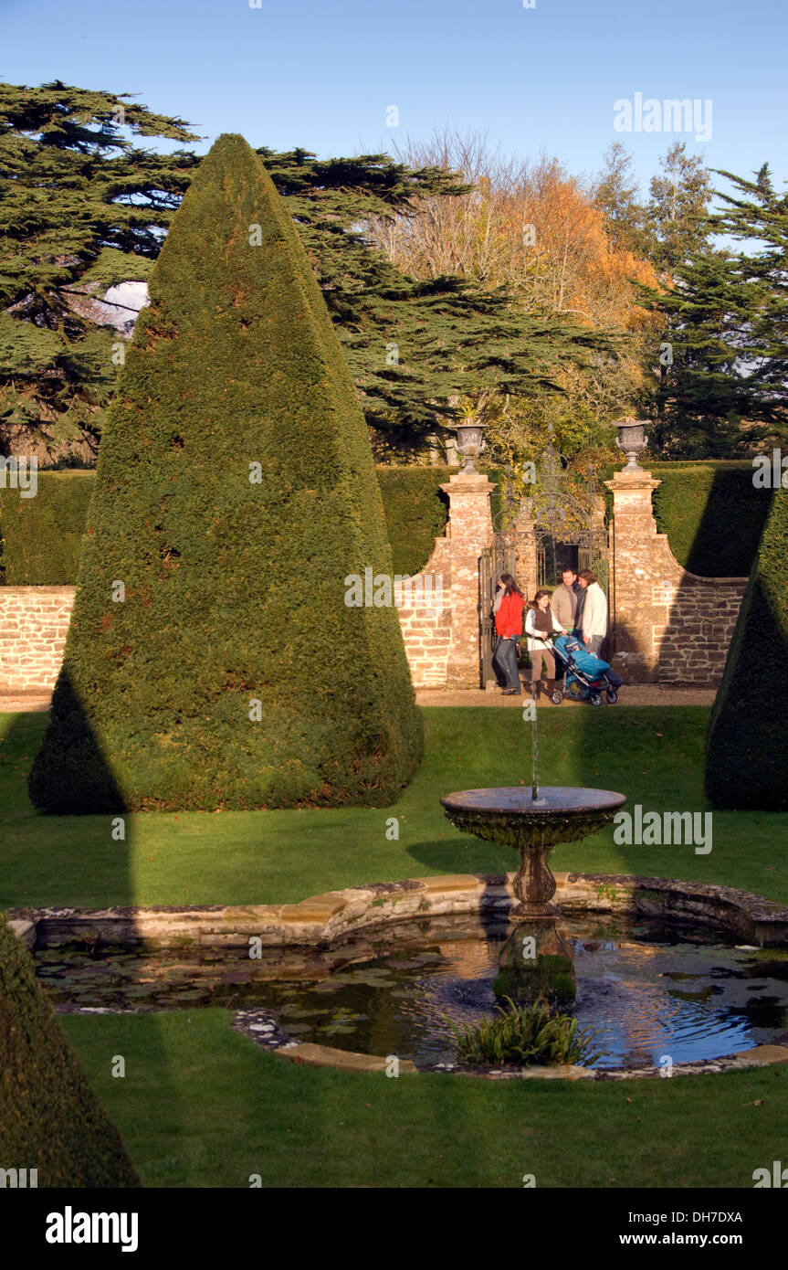 Athelhampton great hall hi-res stock photography and images - Alamy