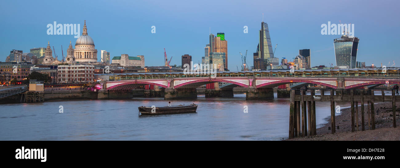 London Skyline at Dusk Stock Photo - Alamy