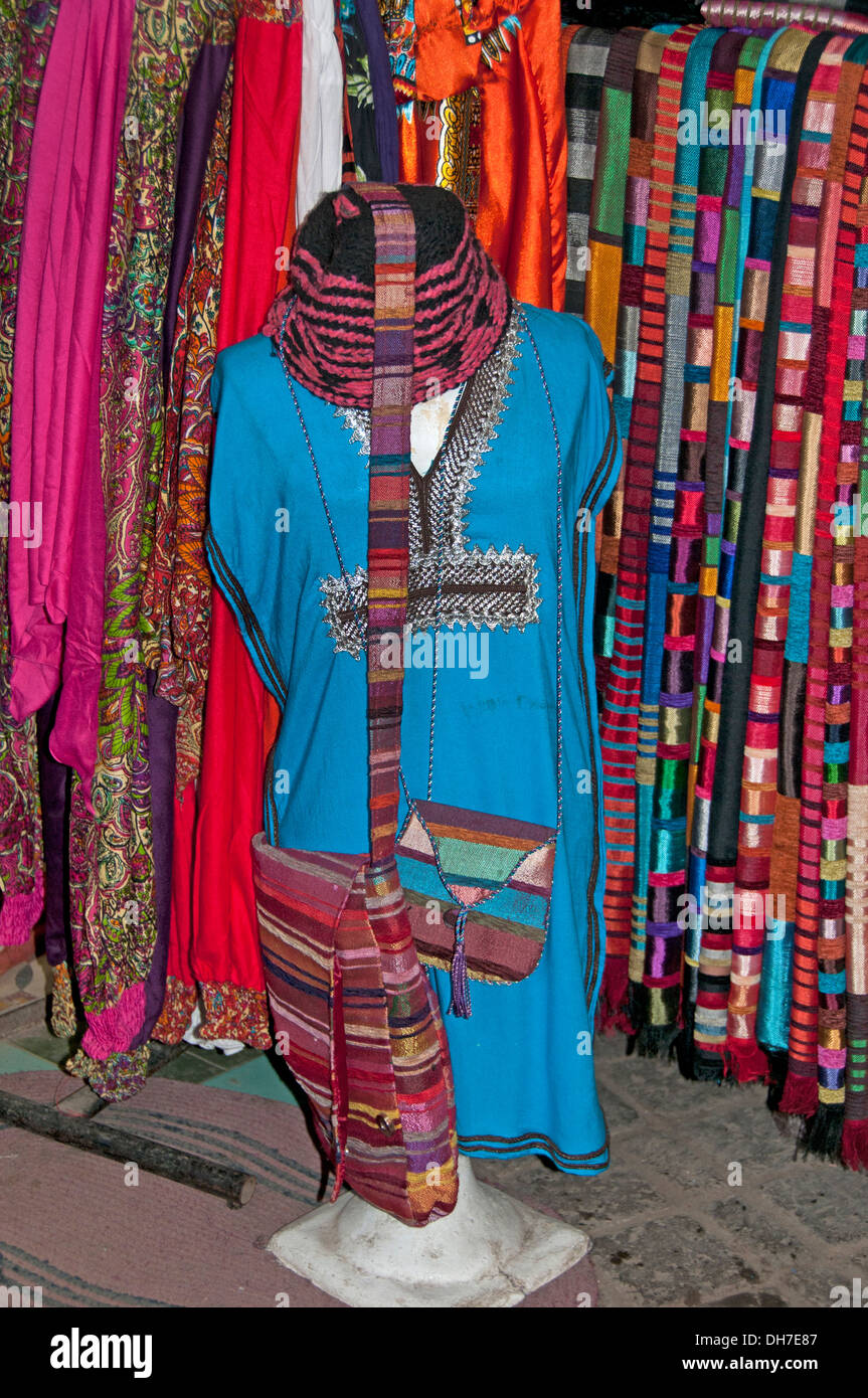Moorish clothes hi-res stock photography and images - Alamy