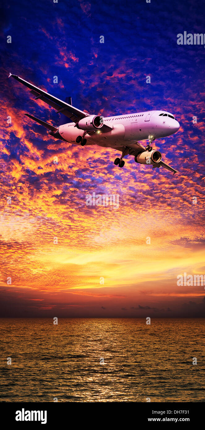 Airplane over sea hi-res stock photography and images - Alamy