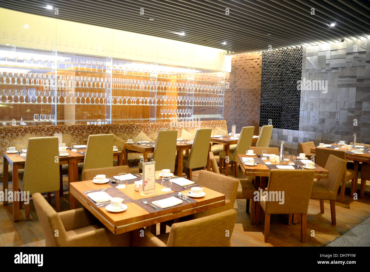 Restaurant dining table Stock Photo - Alamy