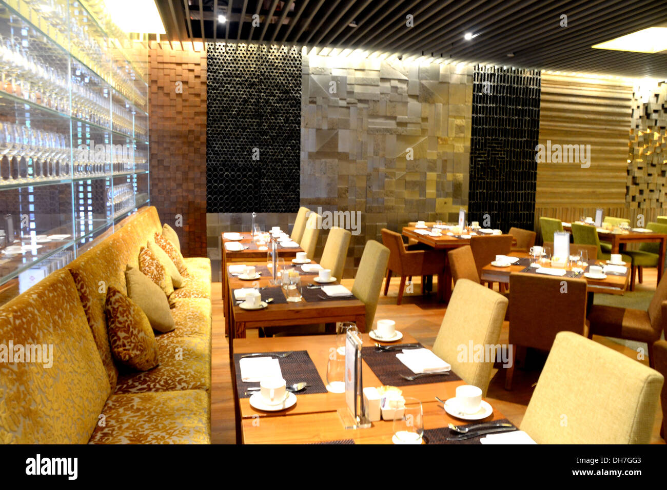 Restaurant dining table Stock Photo - Alamy