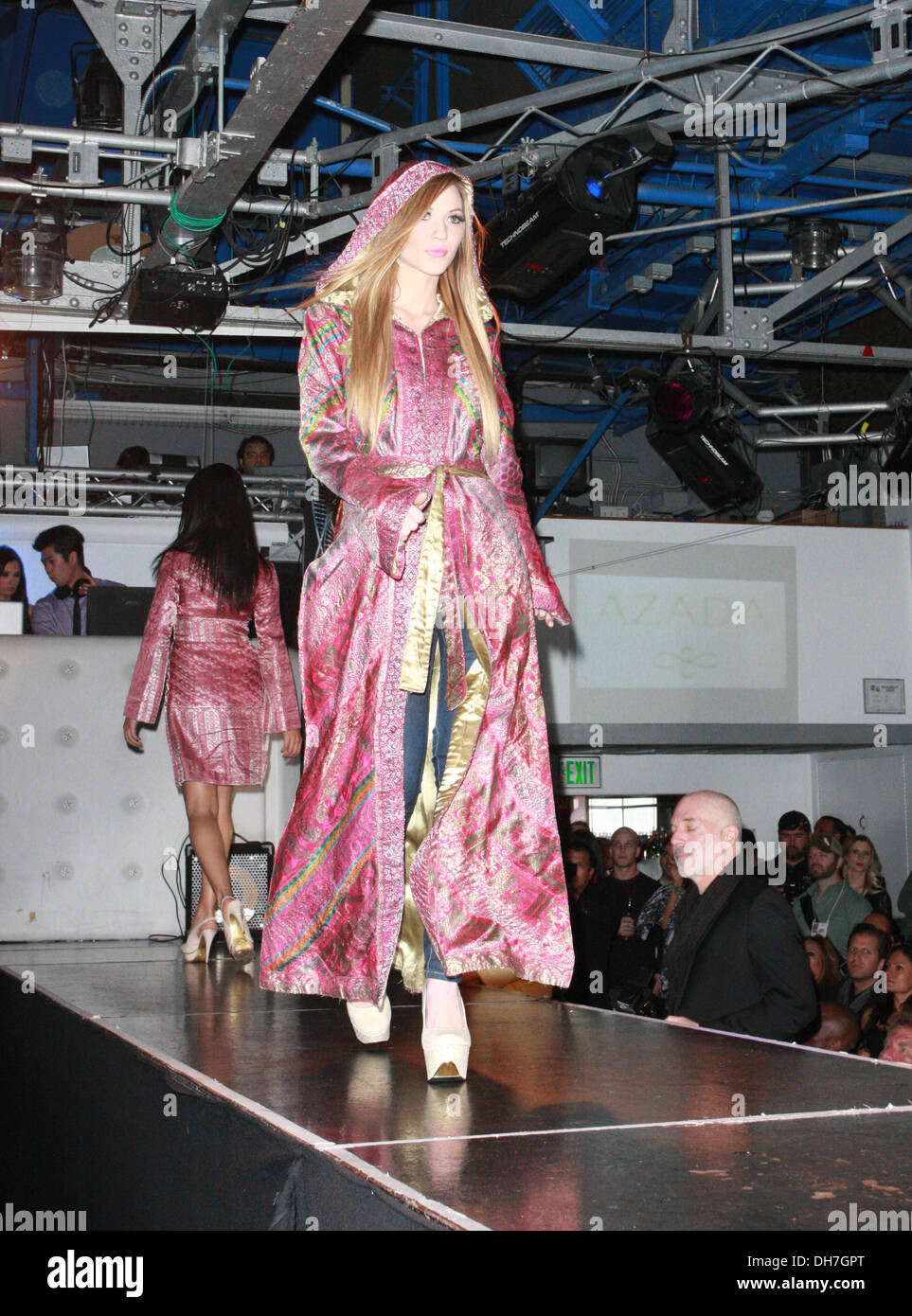 Fashion Show - Runway Hollywood Top Designer Awards for LA Fashion Week ...