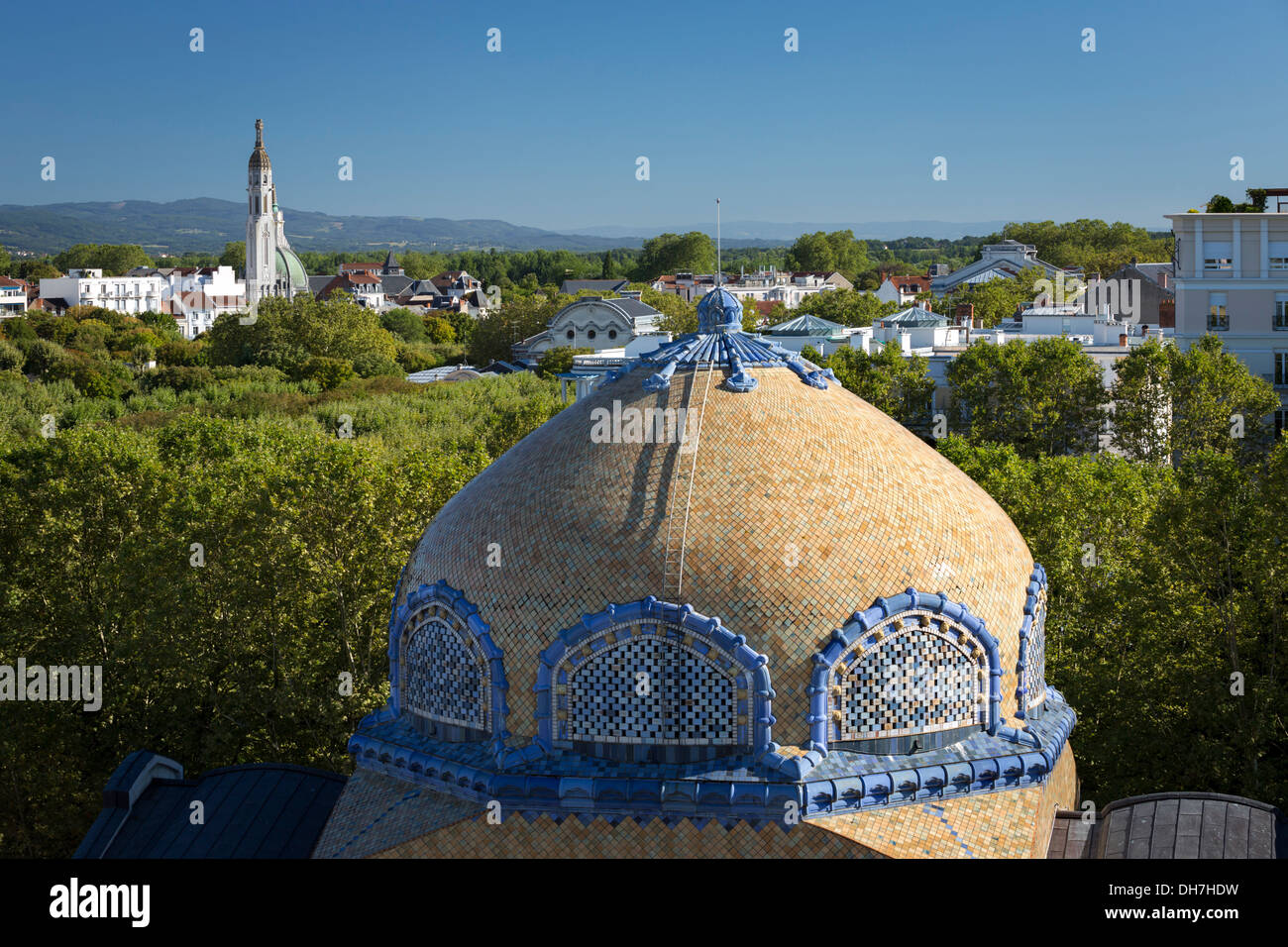 Modern church dome hi-res stock photography and images - Alamy