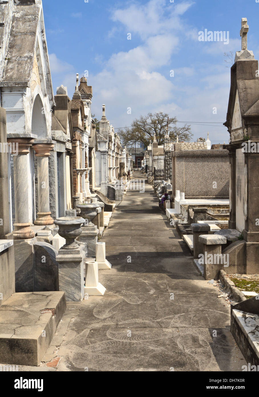 A row of marble and granite above ground tombs in Lafayette Cemetery #2 ...