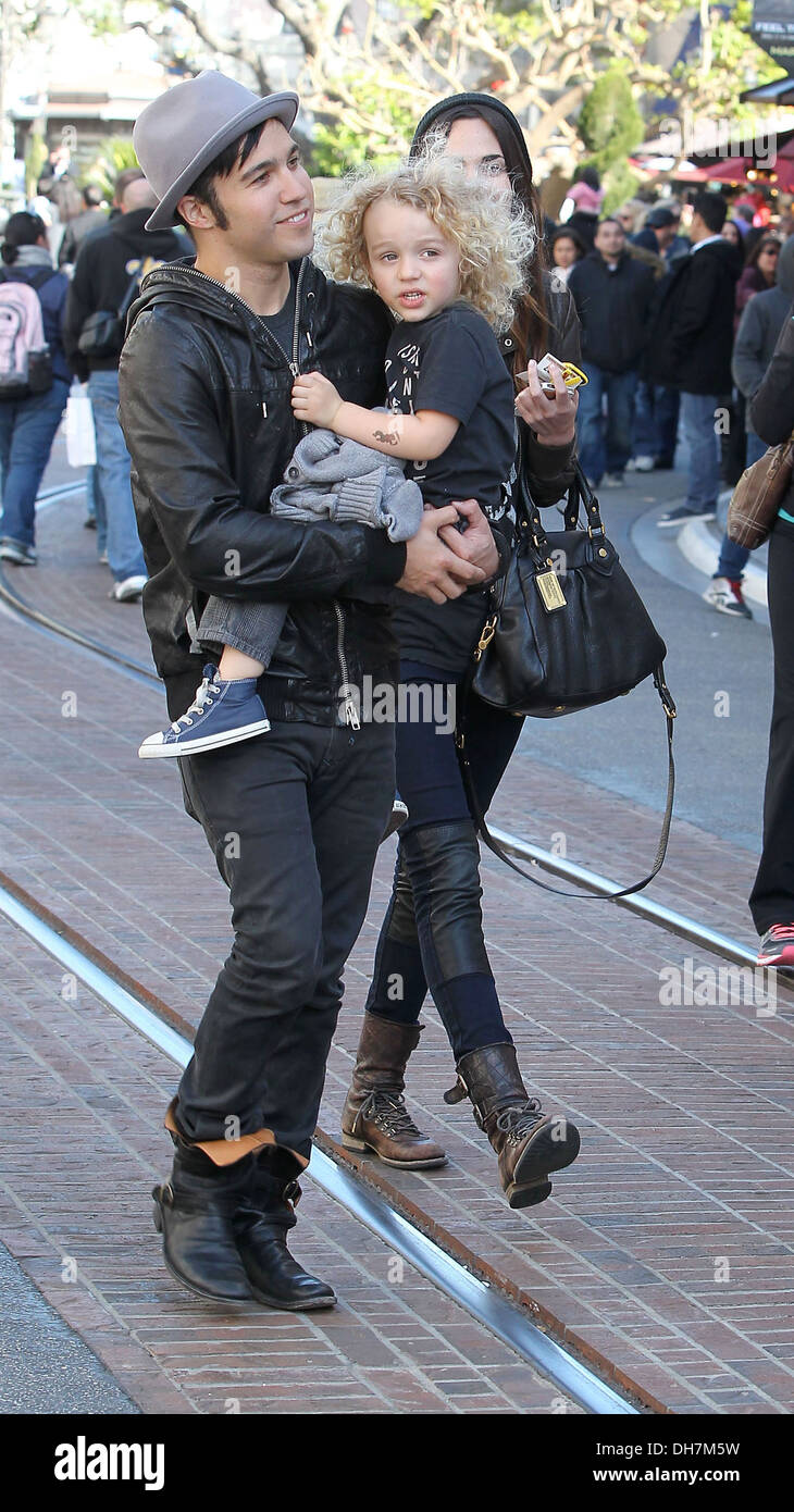 Fall Out Boy bassist Pete Wentz at Grove with his son Bronx and new ...