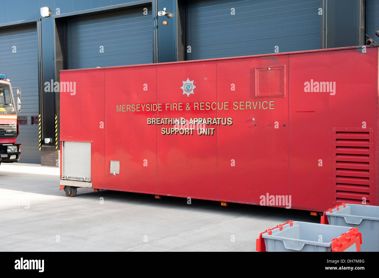 Fire & Rescue BA Support Unit Stock Photo - Alamy