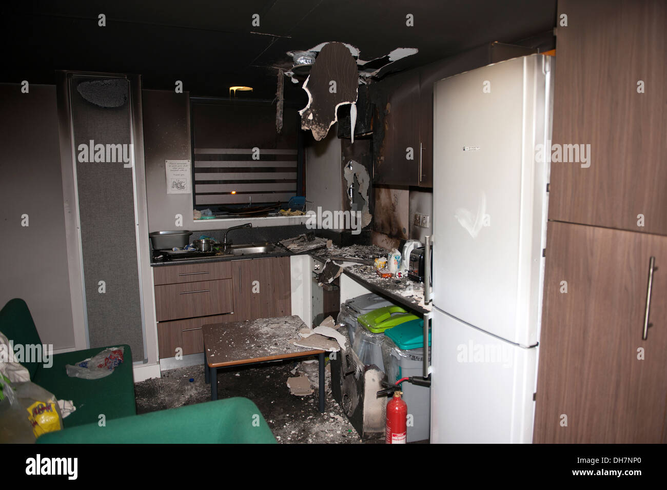 Burnt blackened kitchen fire heat smoke house Stock Photo - Alamy