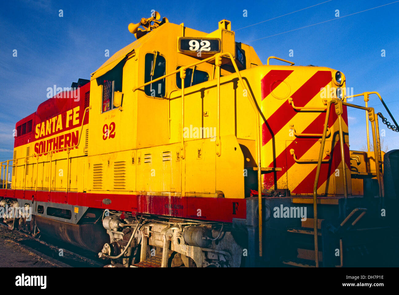Southern trains train hi-res stock photography and images - Alamy