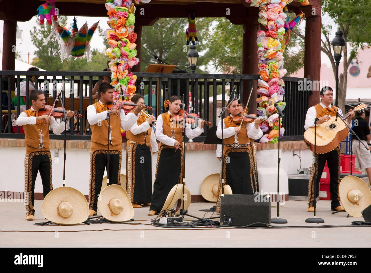Cinco De Mayo Mariachi Band