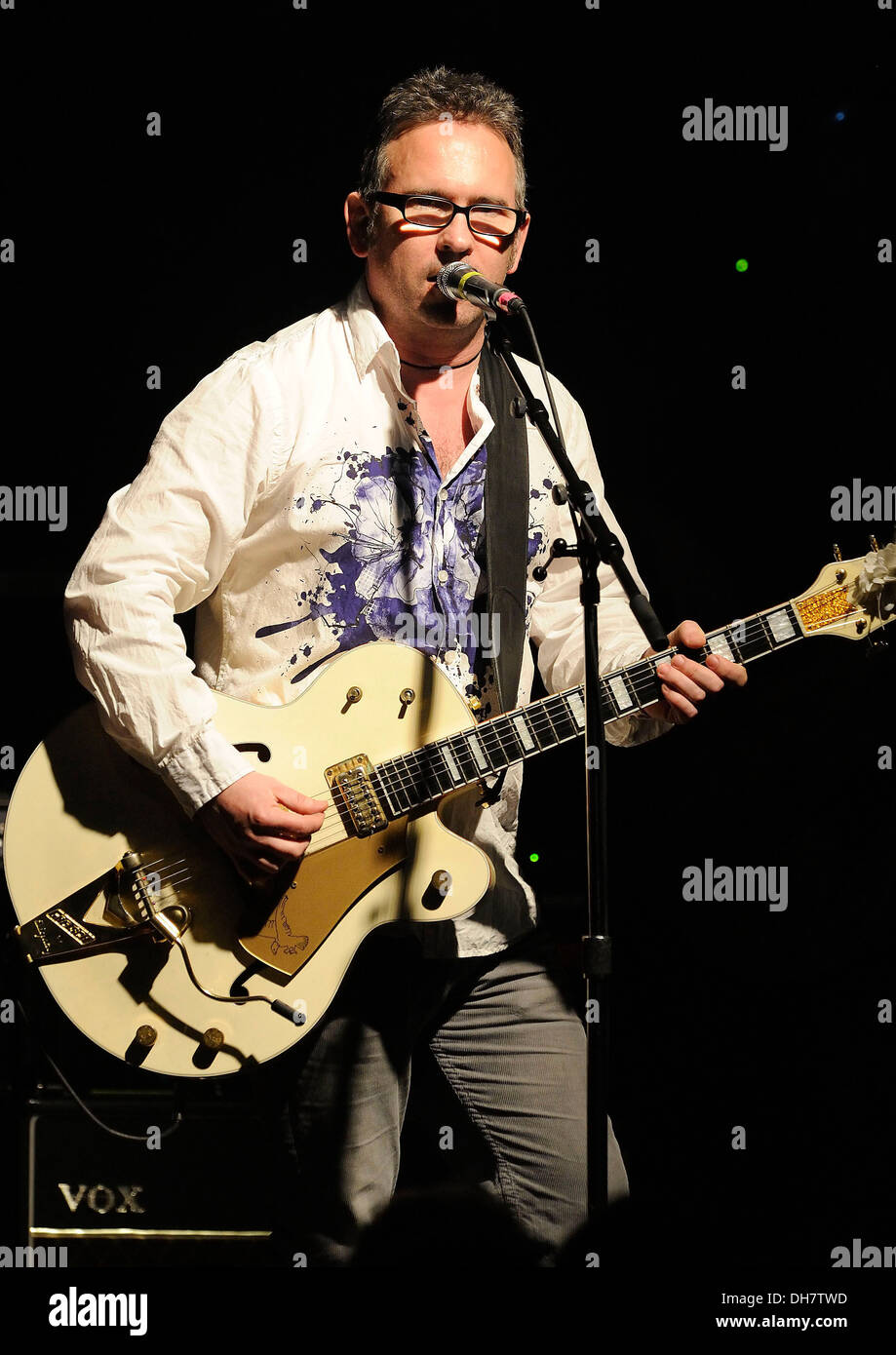 Leo Moran 'The Saw Doctors' performs at The Virgin Mod Club. Toronto ...